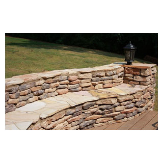 Mojave Ledge Stone Sitting Wall - Traditional - Landscape - Atlanta - by Native Custom Stone | Houzz