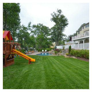 Multi-level Outdoor Space for the Entire Family - Modern - Landscape ...