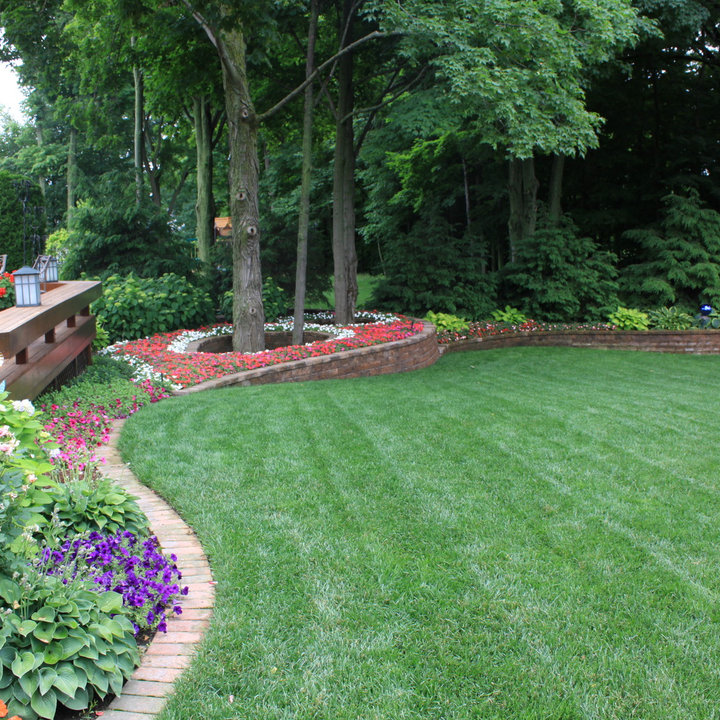 Multi Level Yard - Photos & Ideas | Houzz