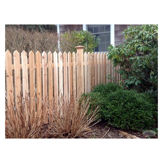 Natural Cedar Picket Fence With Elegant Entrance Arbor - Traditional ...