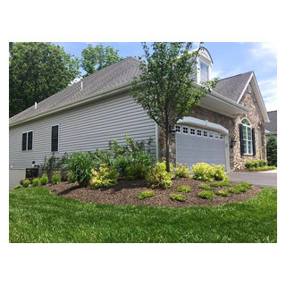 New Hope walkway, landing and landscaping - Classique - Jardin ...