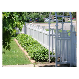 Our Work - Traditional - Landscape - Chicago - by Chicago's Fence | Houzz