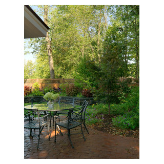 Outdoor Living - Landscape - Burlington - by Distinctive Landscaping ...