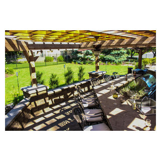 Overview of Outdoor Kitchen with Foundation Wall and Paver Patio ...
