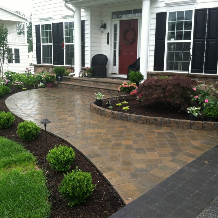 75 Most Popular 75 Beautiful Driveway Ideas & Designs Design Ideas for ...
