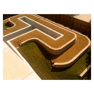 PAVESTONE RETAINING WALL - Modern - Landscape - Dallas - by ...