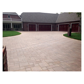 Paving Stone Driveway - Modern - Landscape - Milwaukee - by The Reesman ...