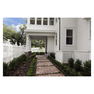 Porte Cochere - Traditional - Landscape - Houston - by Parker Stuckey ...