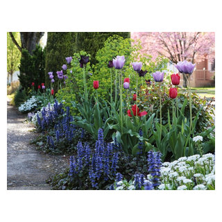 Portland, Oregon Cottage Style Garden Design - Classique Chic - Jardin ...