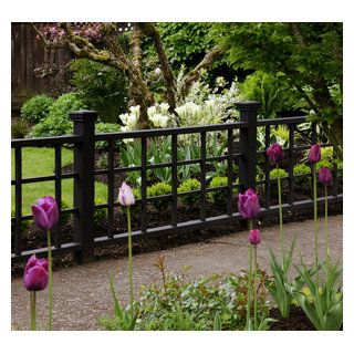 Portland, Oregon Cottage Style Garden Design - Classique Chic - Jardin ...