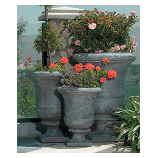 Pot's Planters and Urns - Traditional - Landscape - Los Angeles - by ...