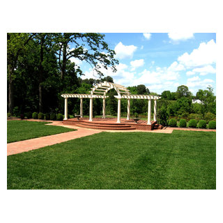 Powell Manor - Traditional - Landscape - Raleigh - by Tim Knowles ...