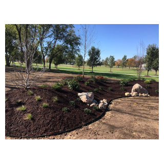 Privacy Berm Landscape Design - Traditional - Landscape - Kansas City ...