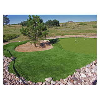 Putting Green with a Unique Sand Trap - Traditional - Landscape ...
