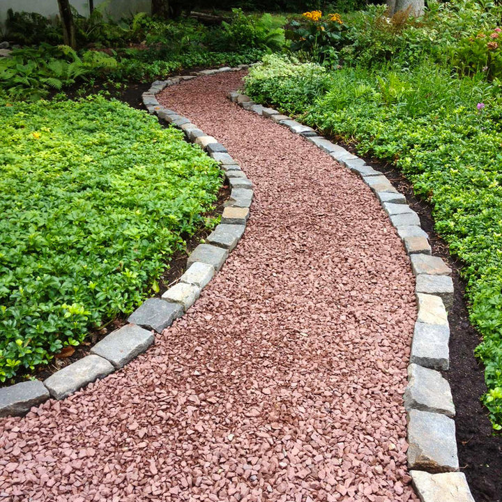 75 Red Gravel Landscaping Ideas You'll Love - October, 2025 | Houzz