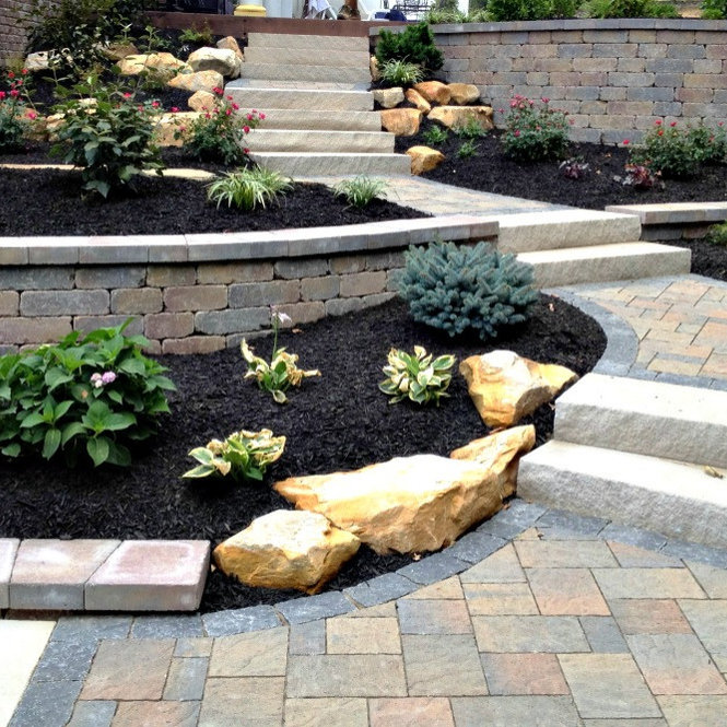 Driveway Retaining Wall - Photos & Ideas | Houzz