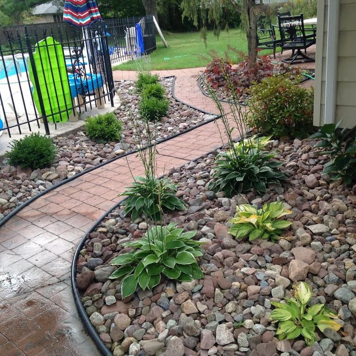 75 River Rock Landscaping Ideas You'll Love - March, 2025 | Houzz