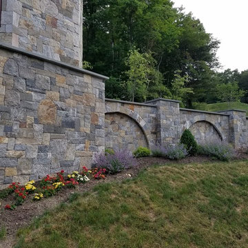 75 Beautiful Red Retaining Wall Pictures & Ideas - January, 2022 | Houzz