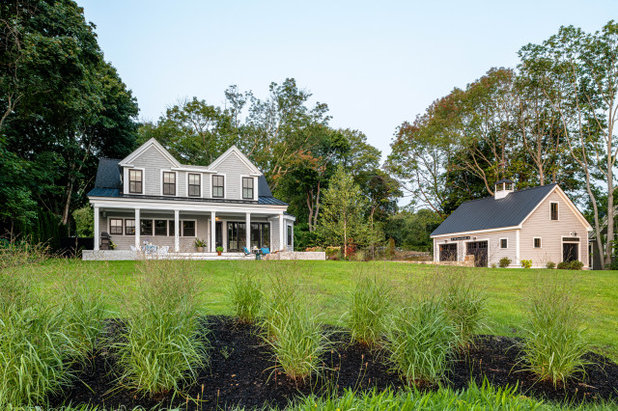 Yard of the Week: Old-Fashioned Simplicity and Marsh Views