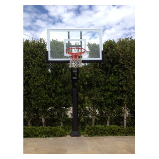 Shirin S's Pro Dunk Gold Basketball System on a 30x28 in Beverly Hills ...
