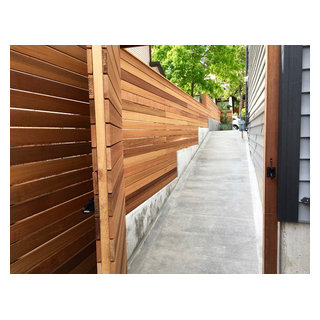 Side ramp from the back looking towards the streetfront - Modern ...