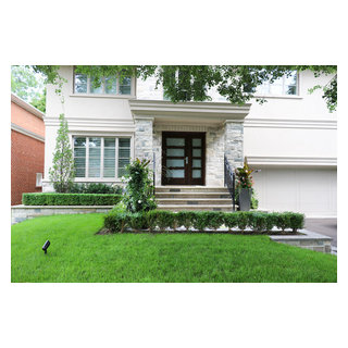 Simple elegance in front yard at Bathurst and Eglinton - Classique ...