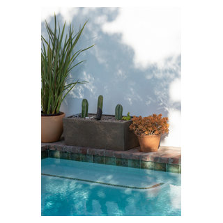 Small Oasis - Southwestern - Pool - Los Angeles - by June Scott Design ...