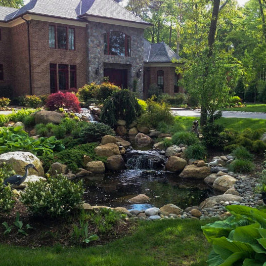 Small Pond Waterfall - Photos & Ideas | Houzz