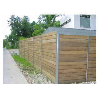Southwest Fence & Deck: Fences and Gates - Klassisch - Garten - Dallas ...