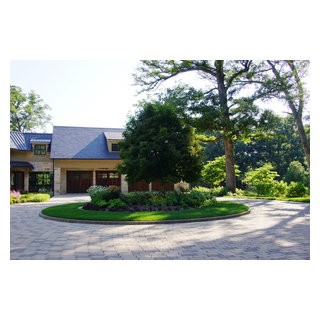 Springfield, IL Outdoor Living - Craftsman - Landscape - Chicago - by ...