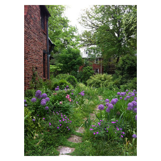 St. Louis Landscaping - Traditional - Landscape - St Louis - by ...