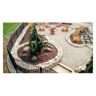 Stacked Stone Walls and Landscaping - Modern - Garten - Philadelphia ...