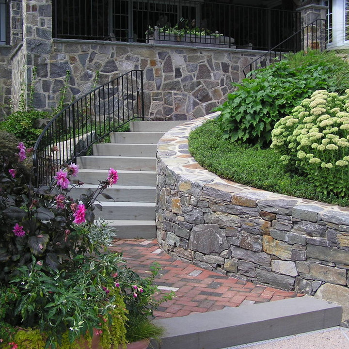 Cheek Wall - Photos & Ideas | Houzz