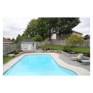 Stone Poolscape - Pool - Toronto - by MPS Property Services Ltd | Houzz