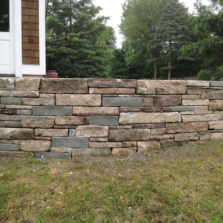 Stone Knee Wall - Photos & Ideas | Houzz