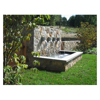 Stone water feature with 4 stone water Runnels - Farmhouse - Landscape ...