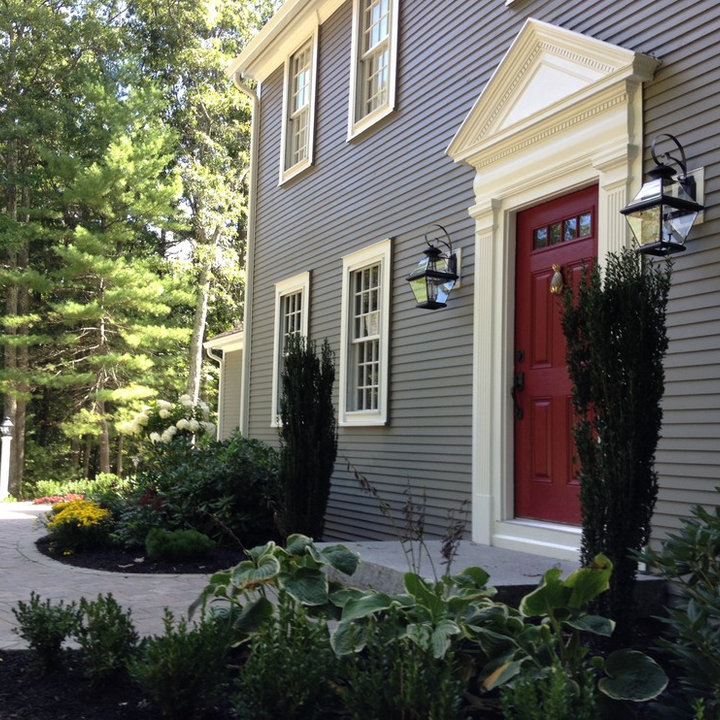Colonial Home Landscape - Photos & Ideas | Houzz