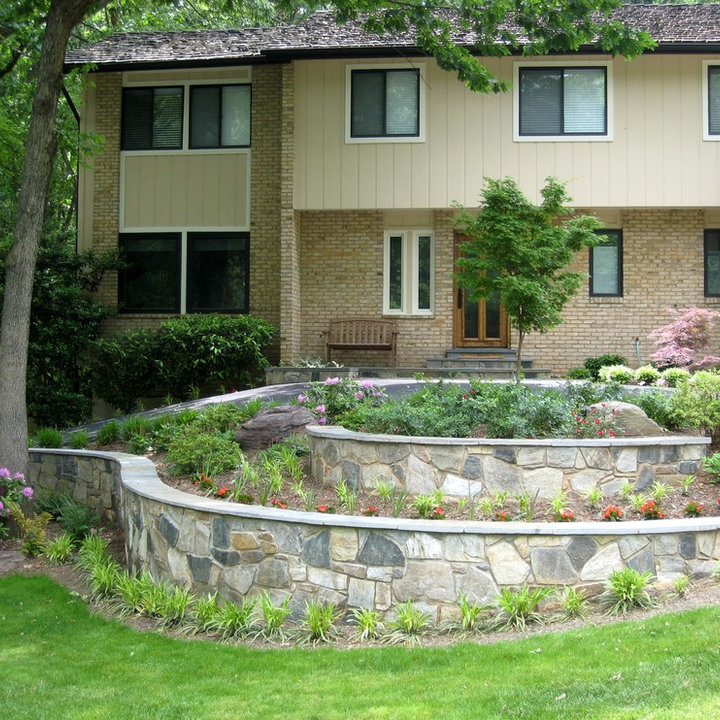 Tiered Retaining Wall - Photos & Ideas | Houzz