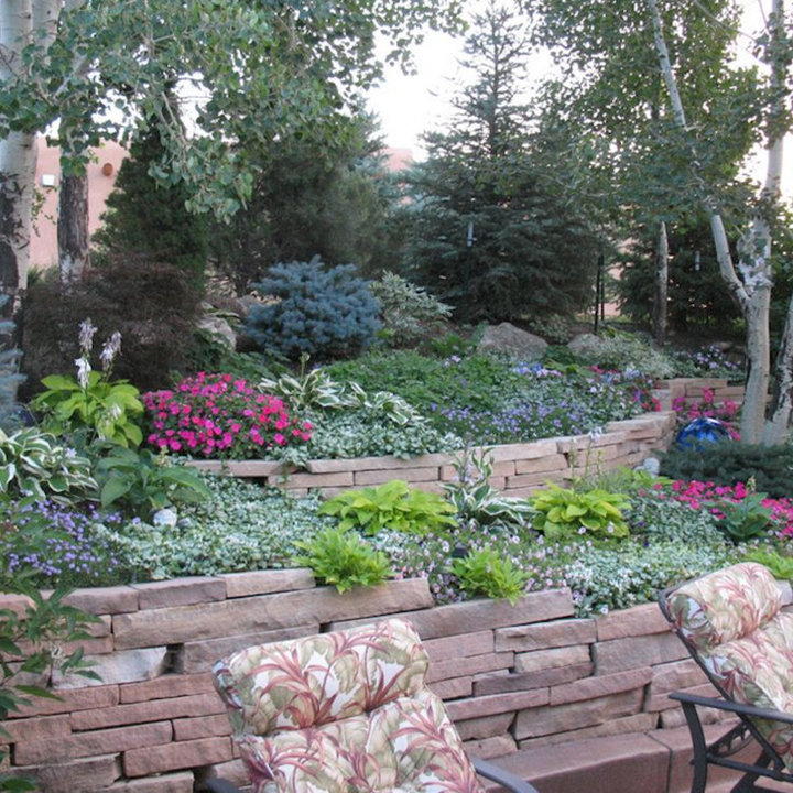 Tiered Retaining Wall - Photos & Ideas | Houzz