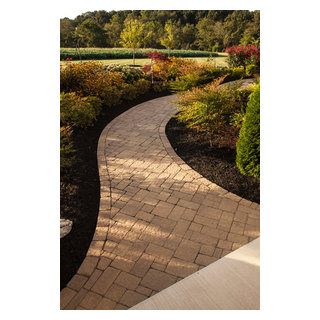 Traditional Style Walkway - Traditional - Landscape - Other | Houzz