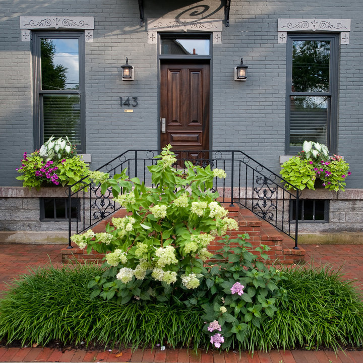 Transitional Garden Design Ideas, Inspiration & Images - December 2022 ...