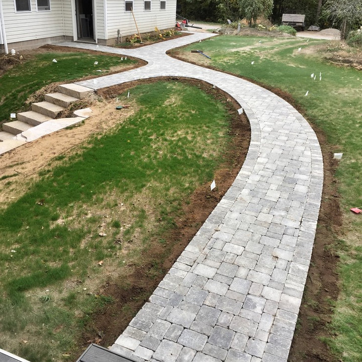 Unilock Brussels Block Paver - Photos & Ideas | Houzz