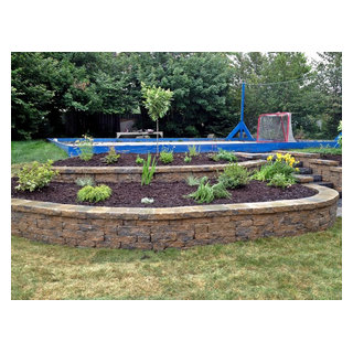 Versa Lok Retaining Walls with Walkway, & Garden Beds - Clayton Park ...