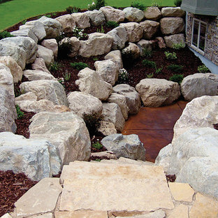 75 Beautiful Walkout Basement Landscaping Pictures & Ideas - August ...