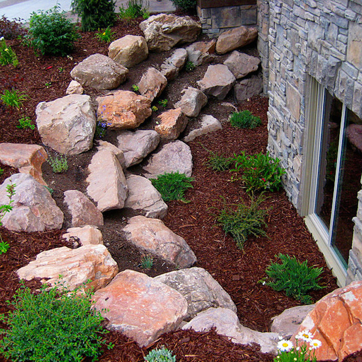 Basement Window Wells - Photos & Ideas | Houzz