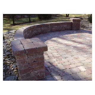 Weston Stone Sitting Wall - Traditional - Landscape - Other - by Topeka ...