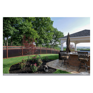 Wood Grain PVC Vinyl Fence by Illusions Vinyl Fence - Contemporary ...