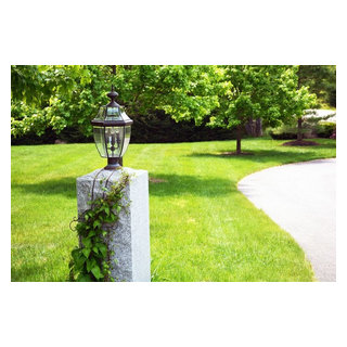Woodbury Gray Custom Granite Lamp Post - Montagne - Jardin - Boston ...