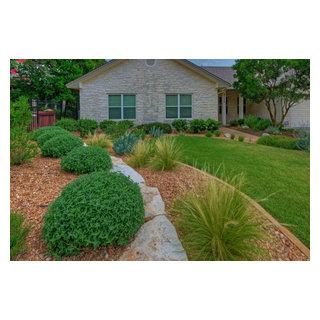 Xeric plantings - Traditional - Landscape - Austin - by Pearson ...