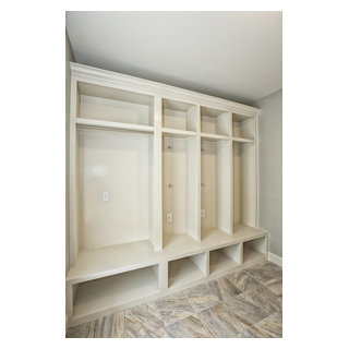 Cubbies or Lockers - Contemporain - Buanderie - St. Louis - par MJ ...